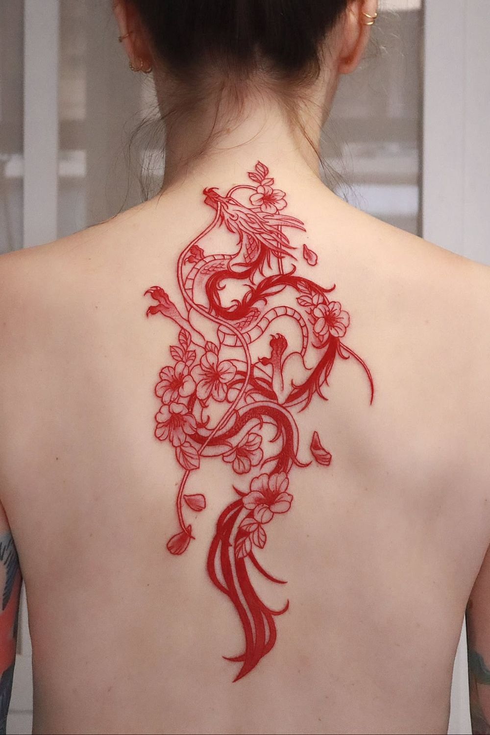 28 Powerful Dragon Tattoo For Women Designs