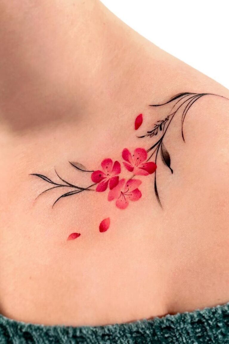 29 Flower Shoulder Tattoo Ideas That Celebrate Your Strength