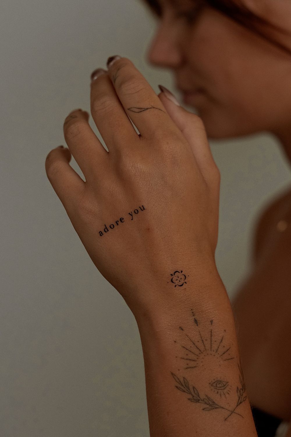 24 Stunning Hand Tattoos For Women