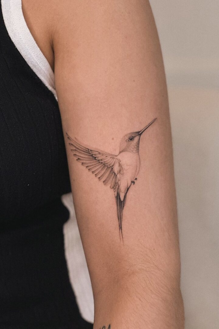 Looking For A Beautiful Hummingbird Tattoo? Get Inspired By These 16 Ideas