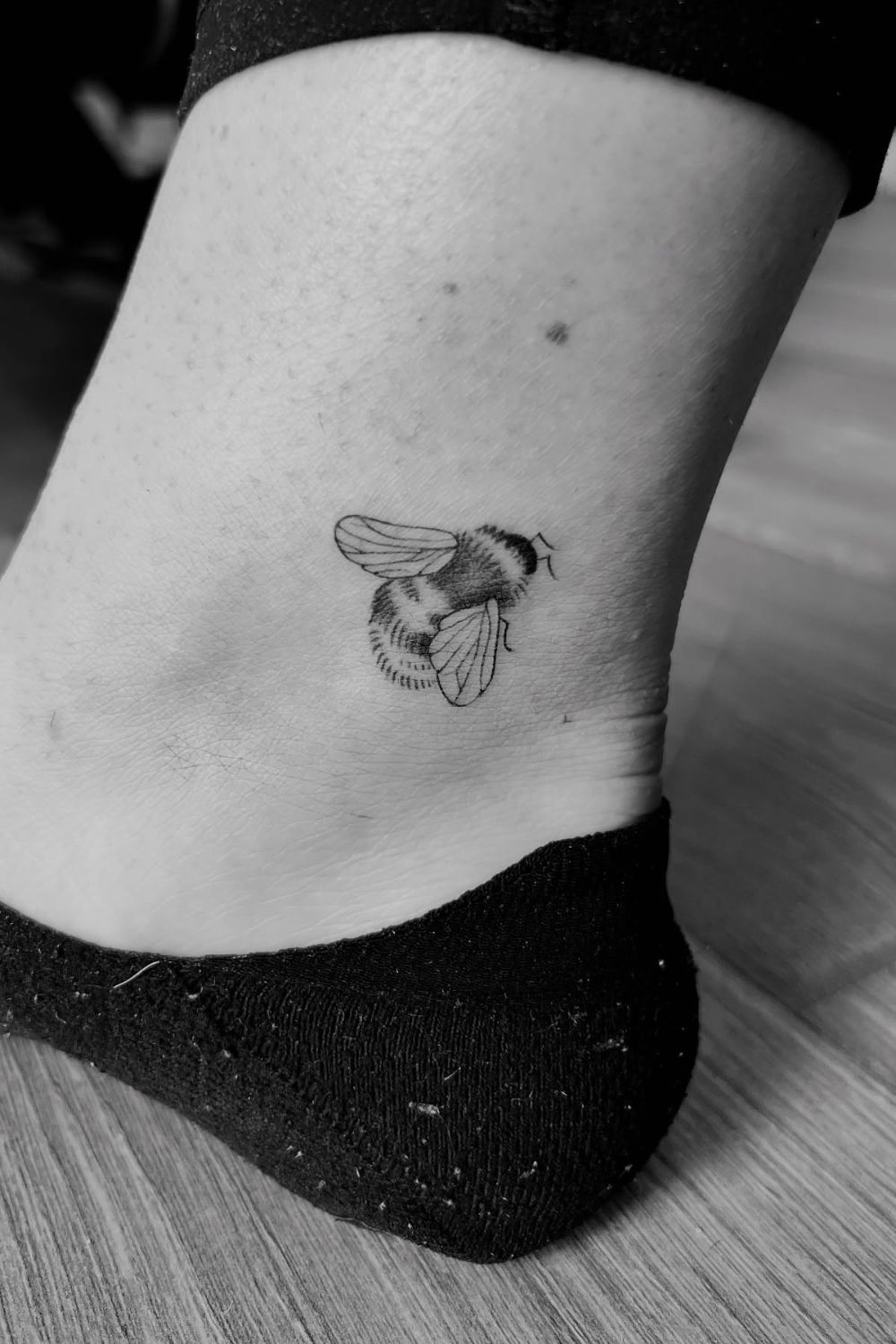 23 Bee Tattoo Ideas With Meaning That’ll Make You Fall In Love