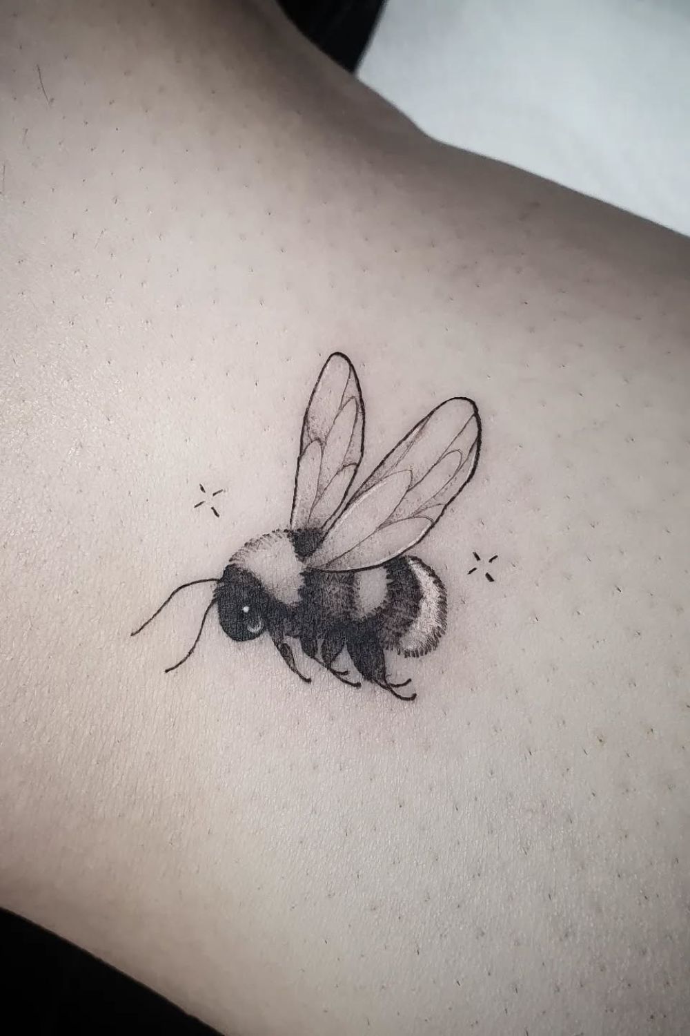 23 Bee Tattoo Ideas With Meaning That’ll Make You Fall In Love