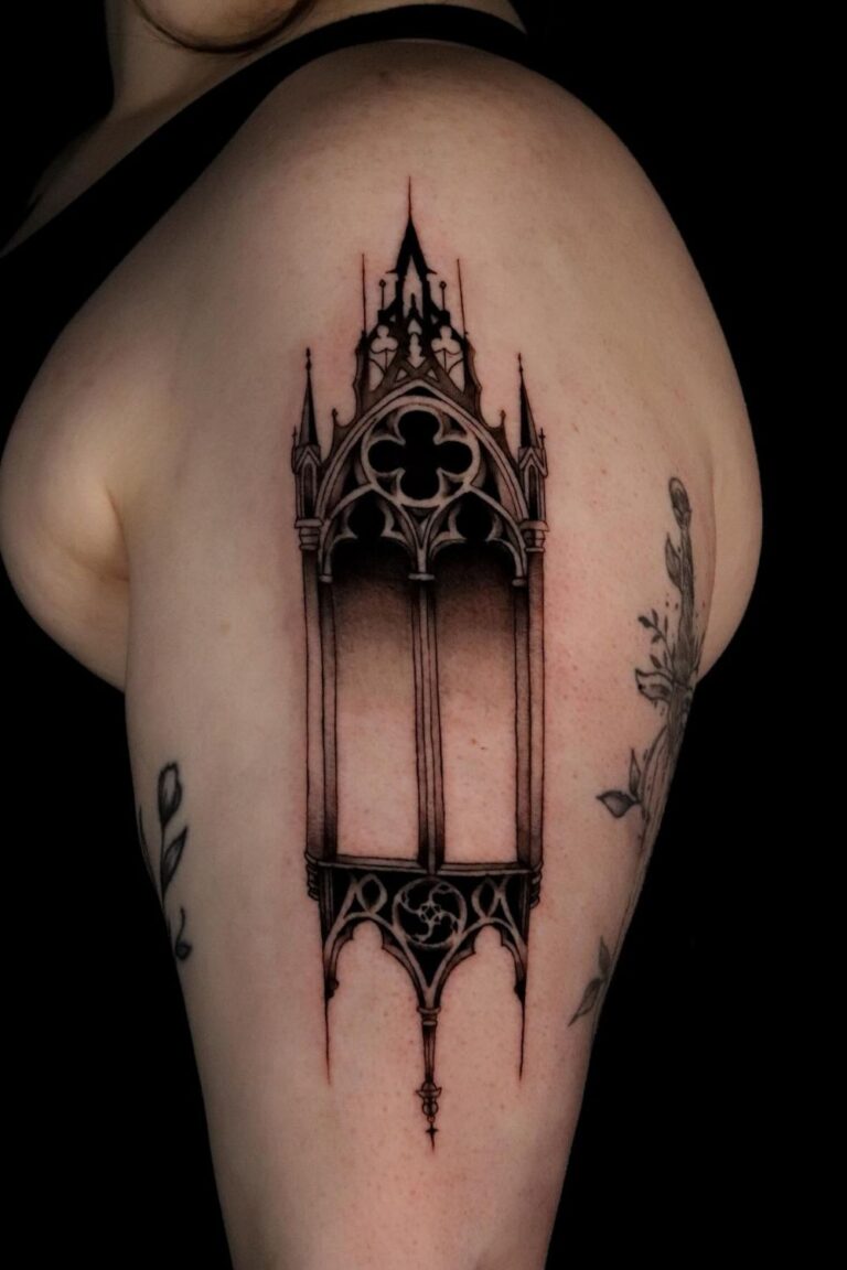 23 Spooky Tattoos That Are Hauntingly Beautiful