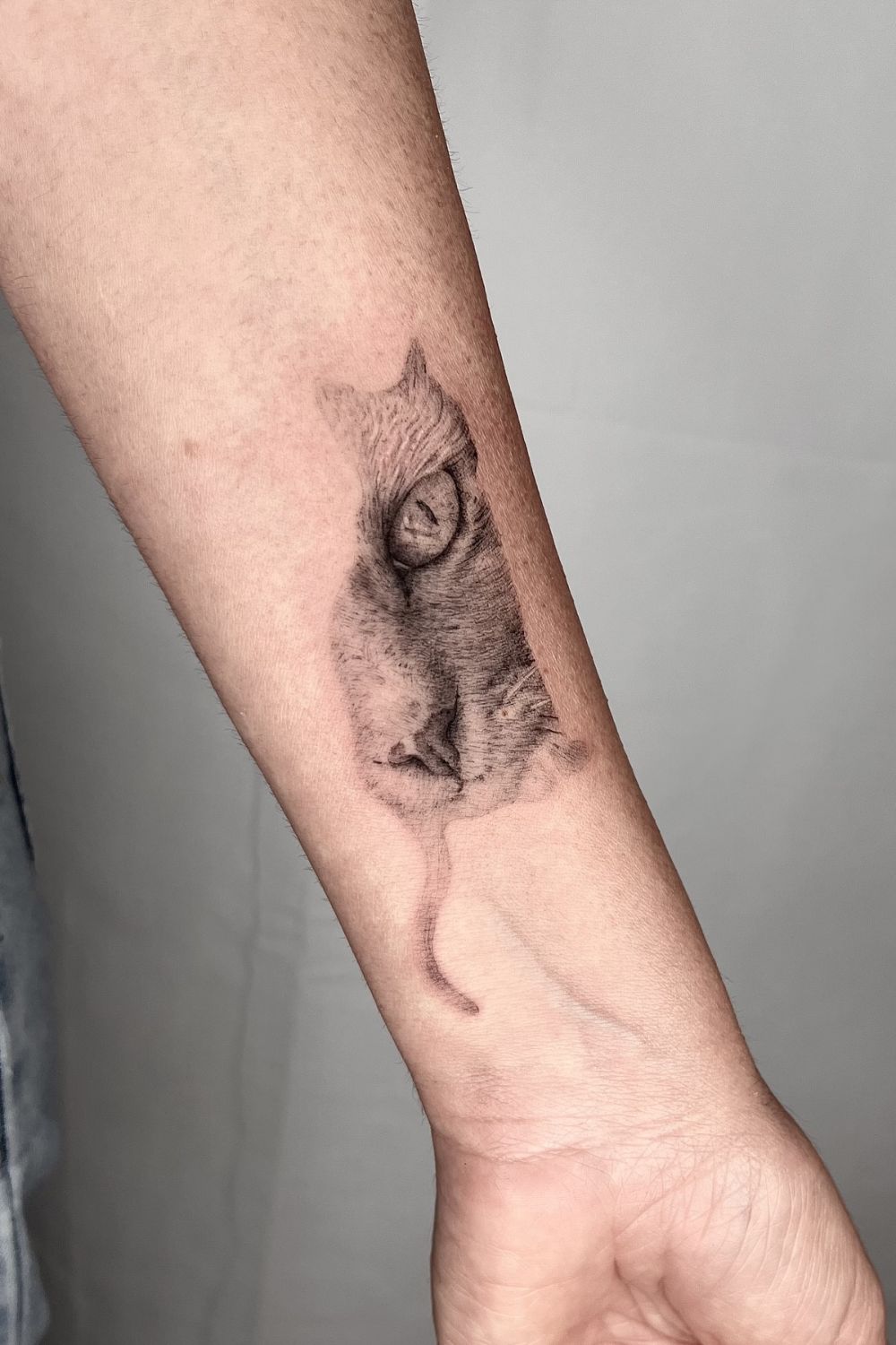21 Elegant And Powerful Lower Arm Tattoos For Women
