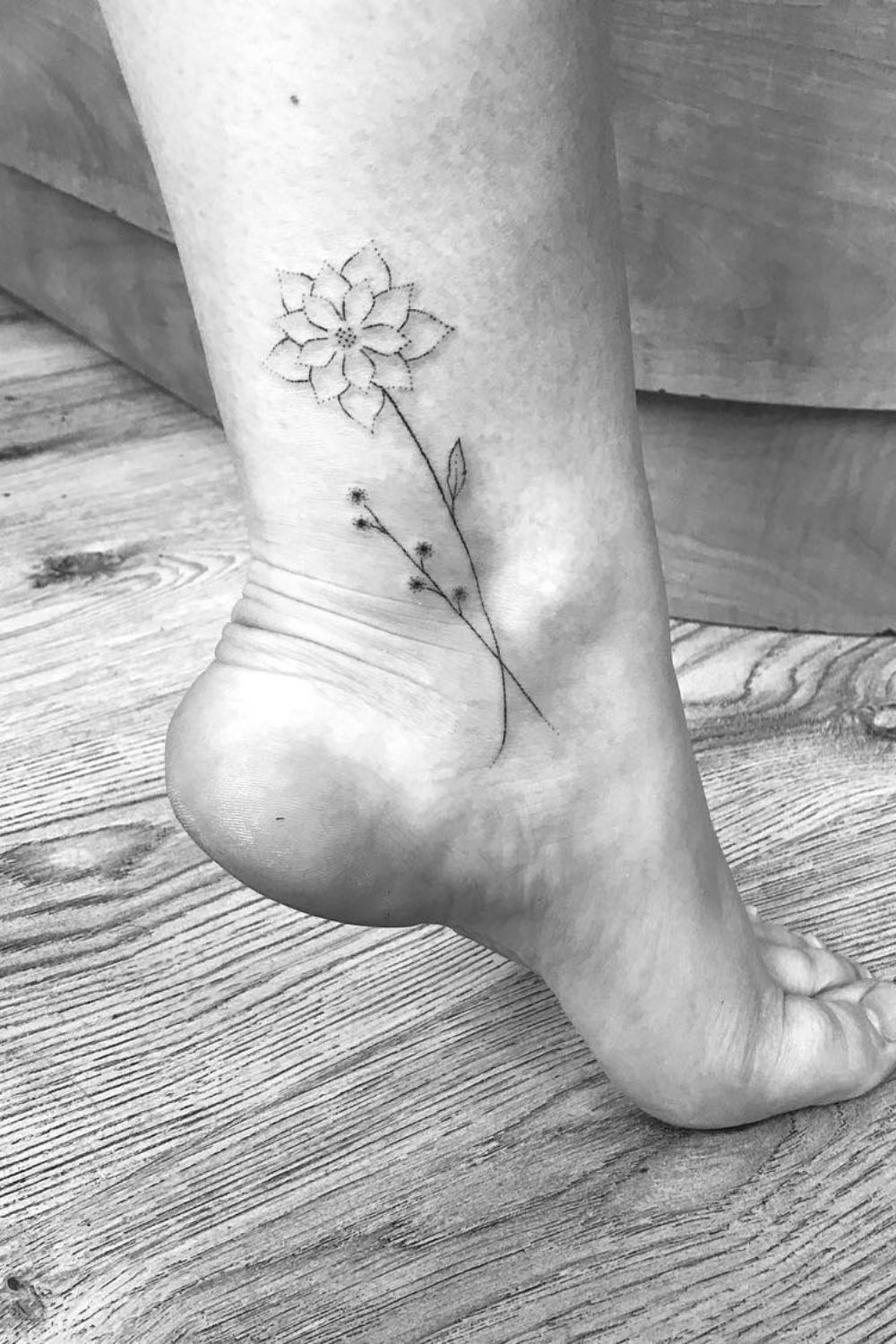 31 Unique Christmas Tattoo Inspiration For Festive Ink