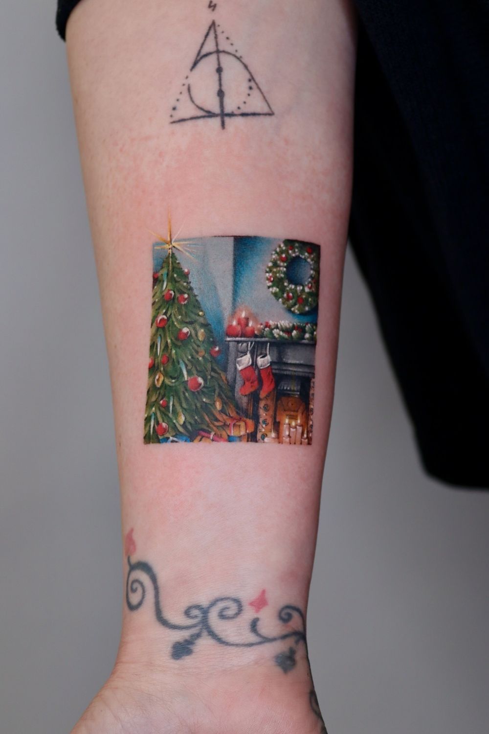31 Unique Christmas Tattoo Inspiration For Festive Ink