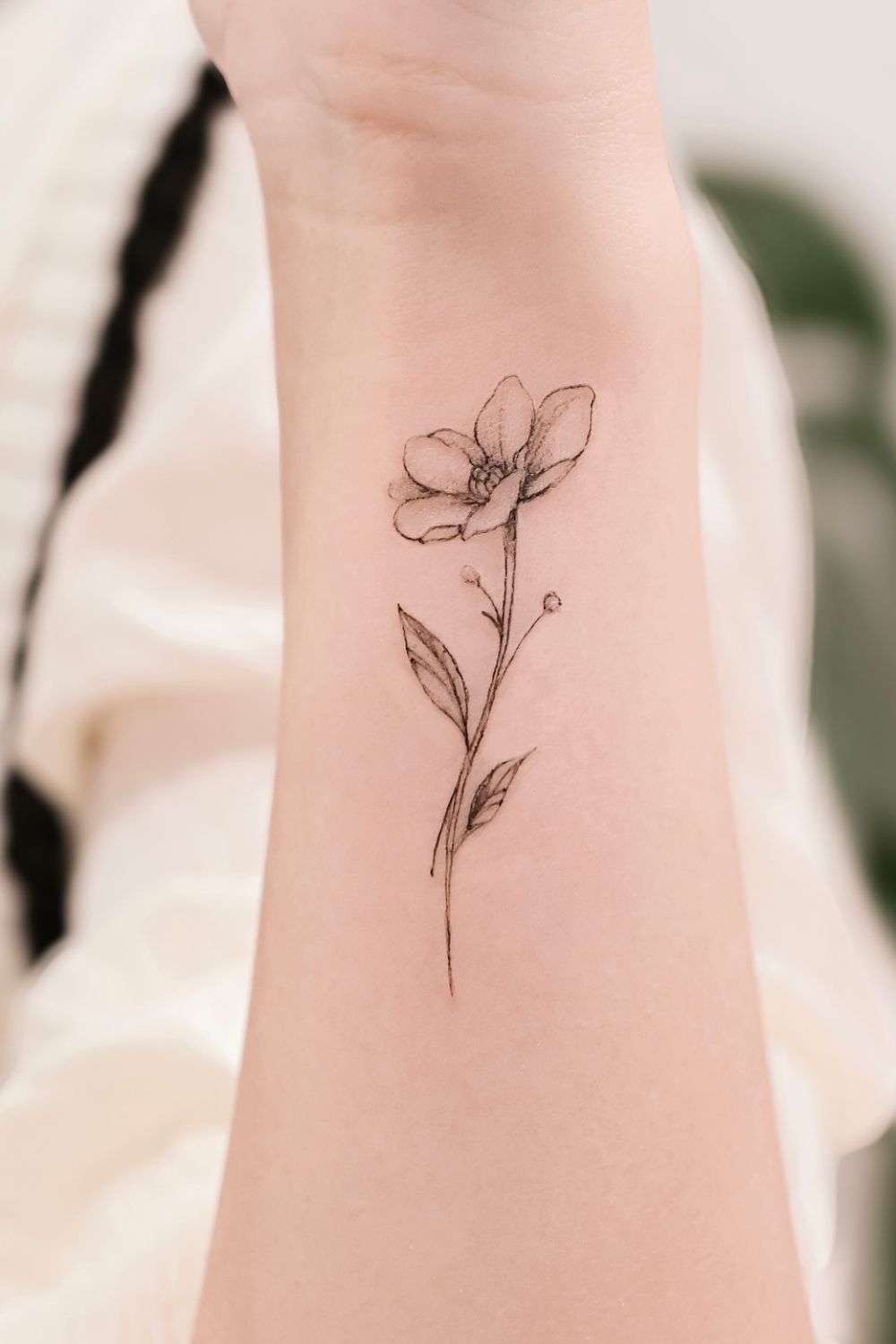 Flower Tattoos: Beautiful Designs And Meanings For Women