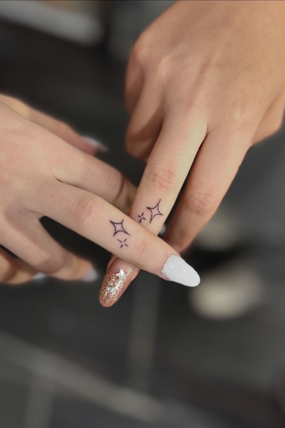 15 Couple Finger Tattoo Ideas That Speak Love