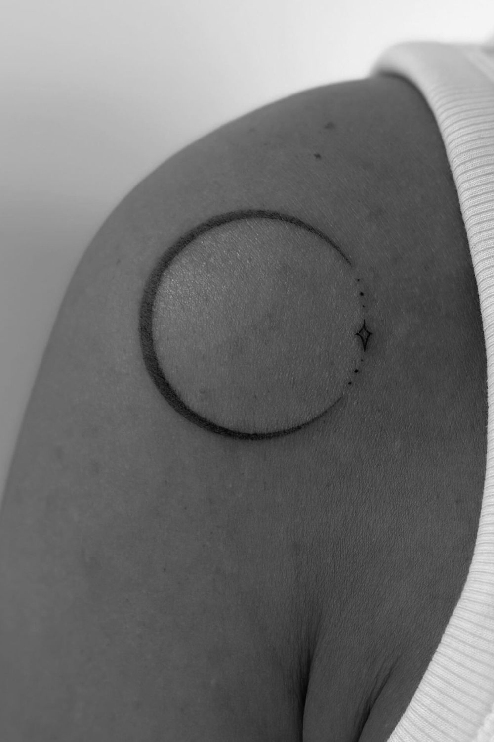 32 Beautiful Moon Tattoo Ideas And Their Meanings