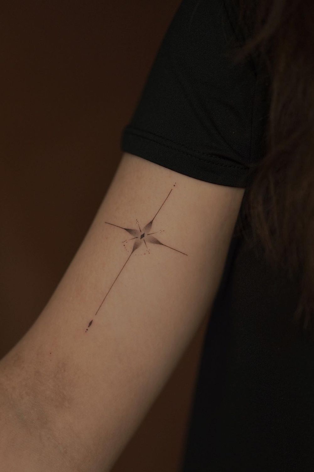 21 Stunning Cross Tattoos For Women You’ll Love