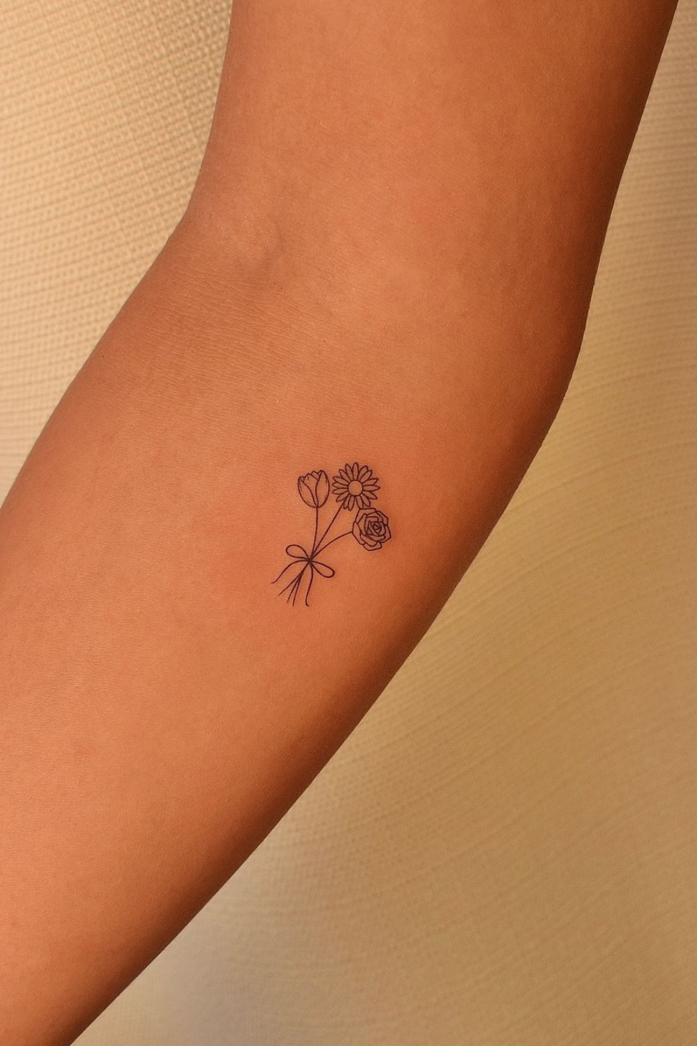 31 Small Meaningful Tattoos That Speak From The Heart