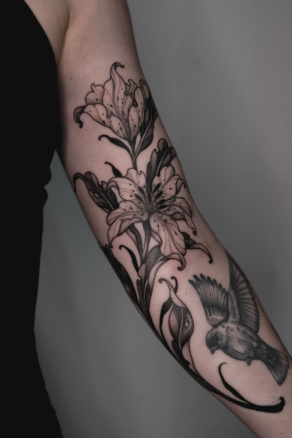 19 Stunning Gothic Floral Tattoo Designs To Inspire You