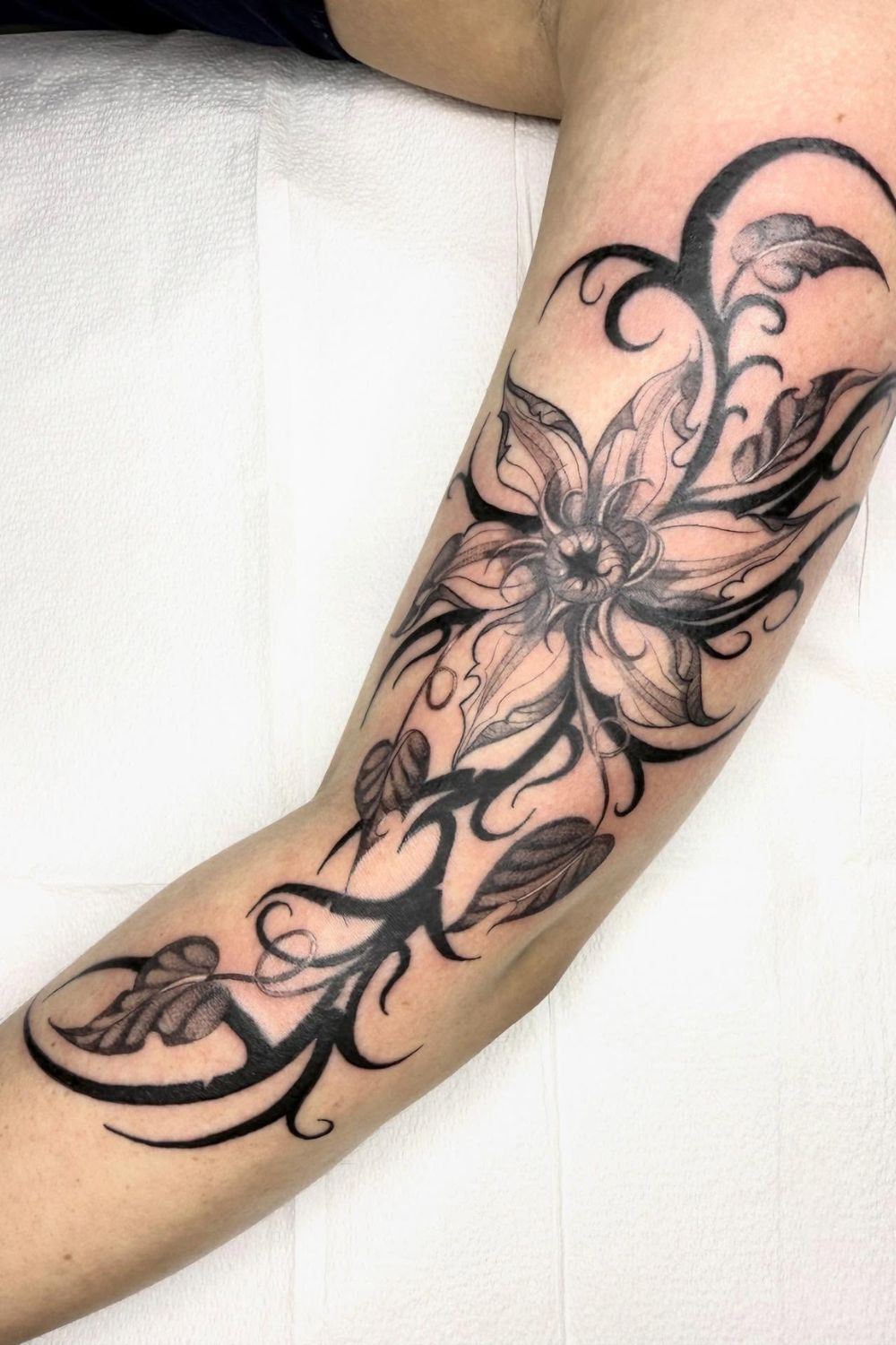 19 Stunning Gothic Floral Tattoo Designs To Inspire You